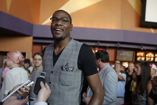 Durant to Star in Kids Movie ‘Thunderstruck’ - The Sacramento Observer