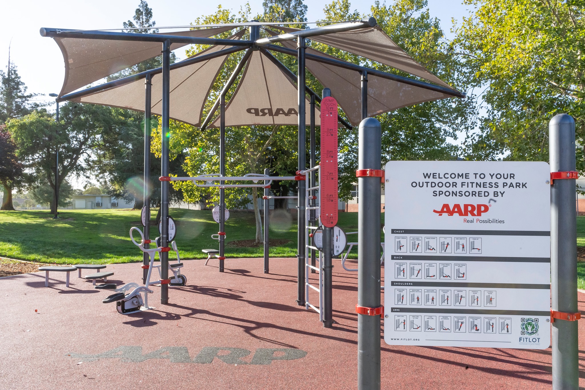 New Outdoor Fitness Space Opens In Oak Park - The Sacramento Observer