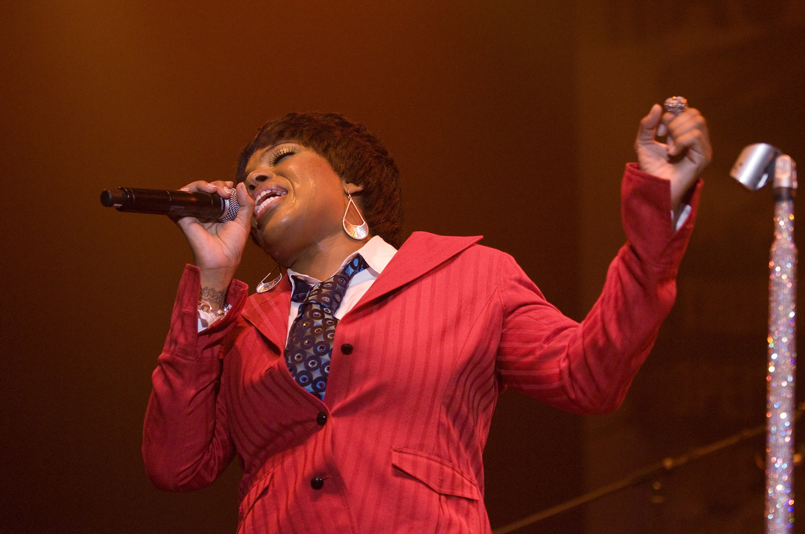 Grammy Winner Macy Gray Performs Monday At Crest