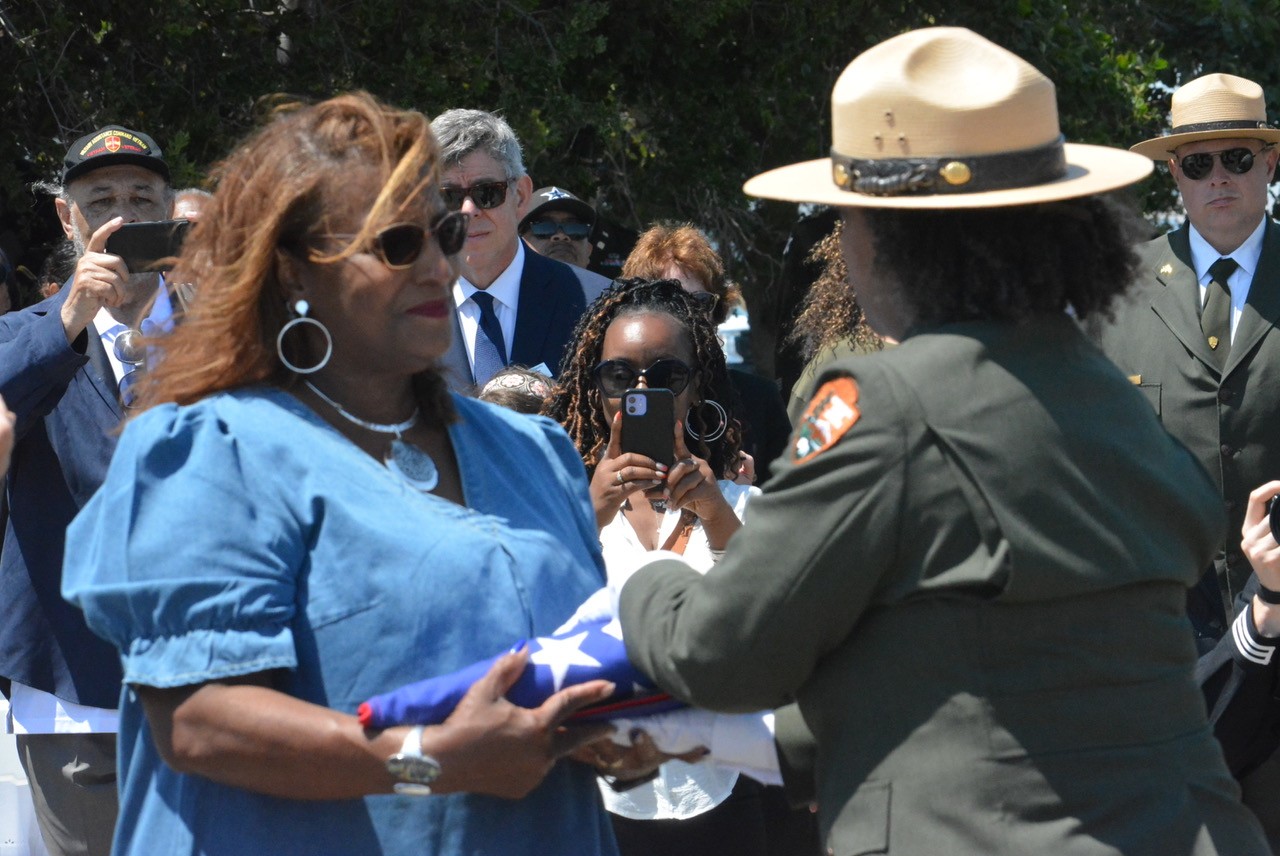 Navy secretary exonerates Port Chicago mutiny sailors - The Sacramento ...